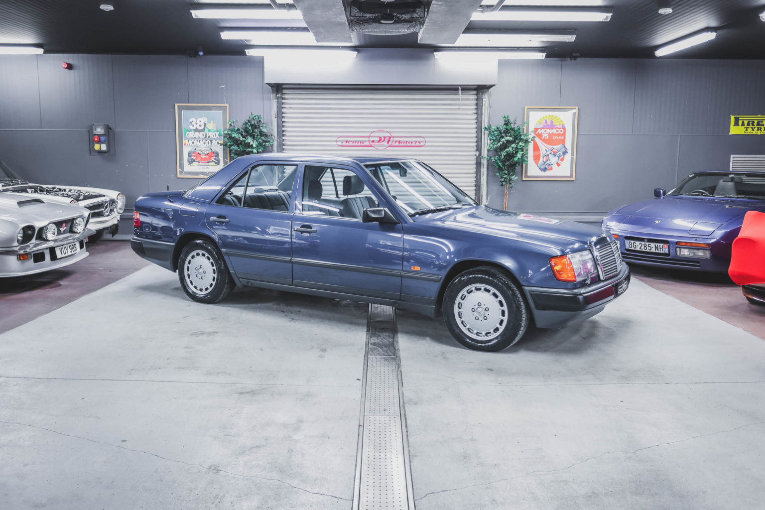 Mercedes W124 300E - Deane Motors