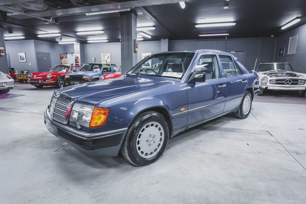 Mercedes W124 300E - Deane Motors